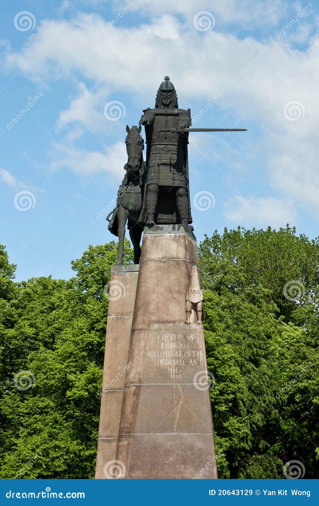 Monument of Grand Duke Gediminas Stock Image - Image of majestic, horse ...