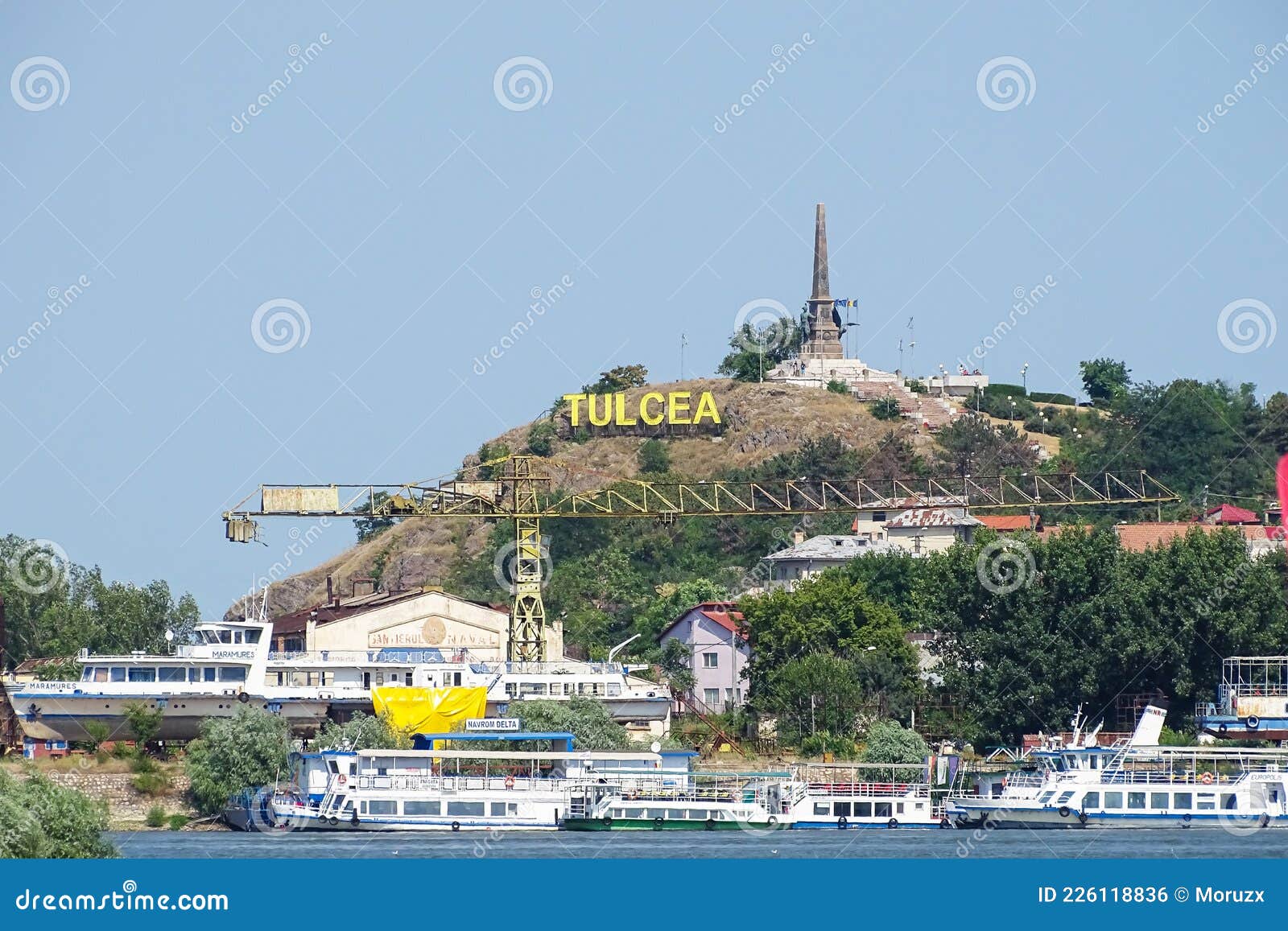 Monument of Heroes in Tulcea City, Romania. Editorial Photo - Image of ...