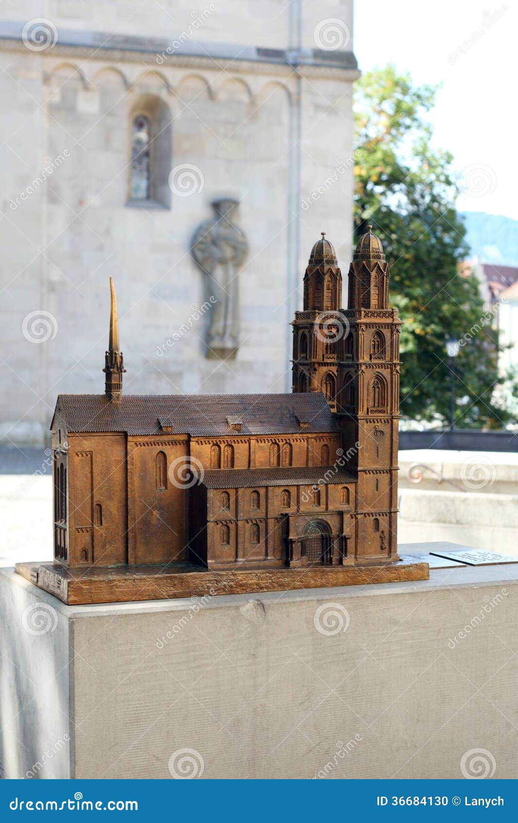 Monument house stock photo. Image of italy, bronze, light - 36684130