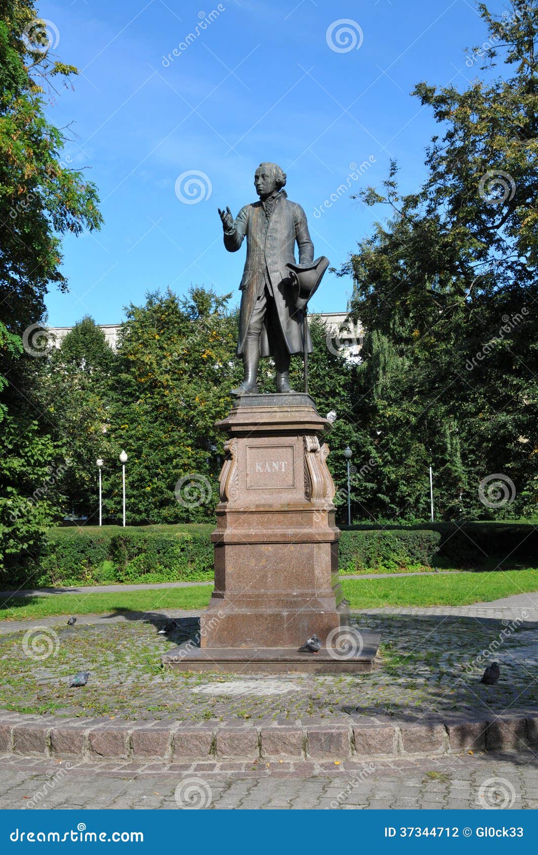Monument of Immanuel Kant, German Philosopher Editorial Photography ... Monument of Immanuel Kant, German Philosopher Editorial Photography ...