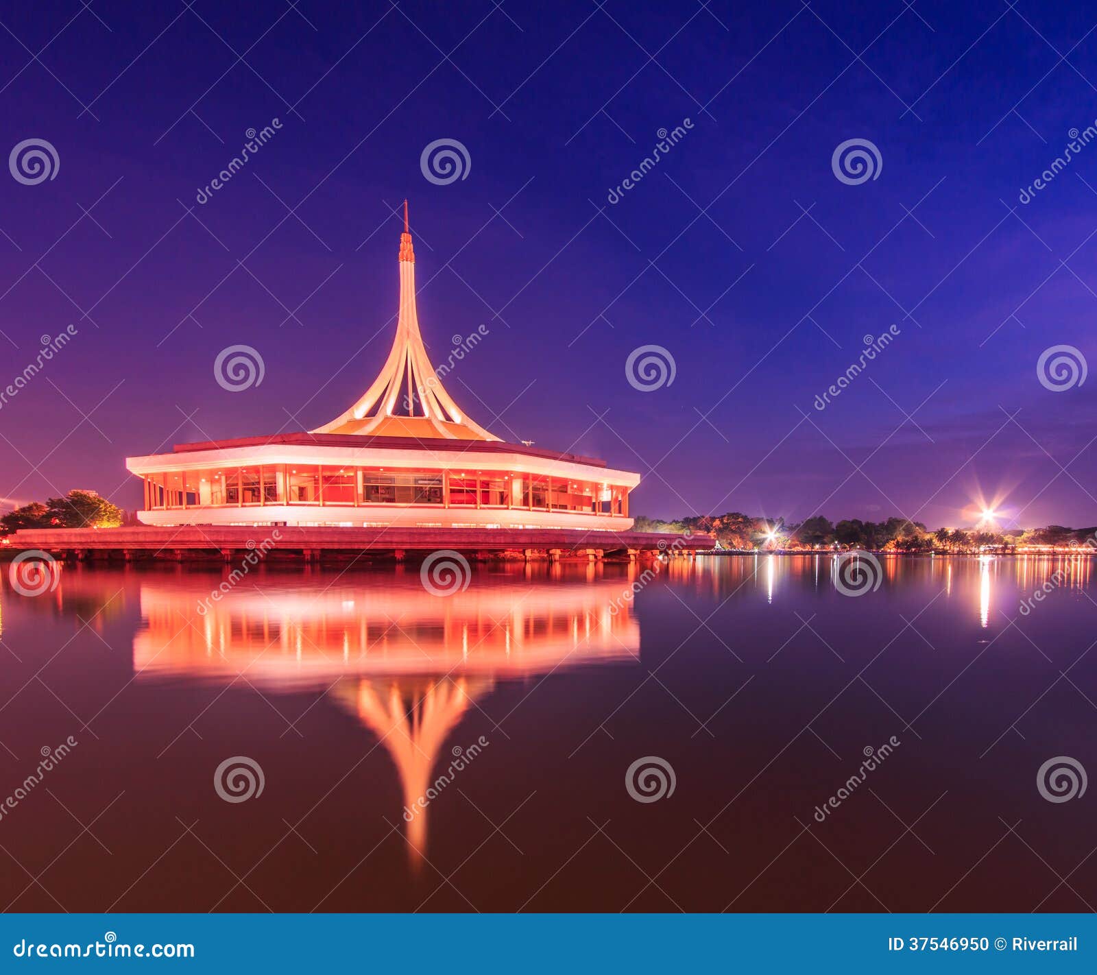 Monument at King Rama IX Park Stock Photo - Image of asian, light: 37546950