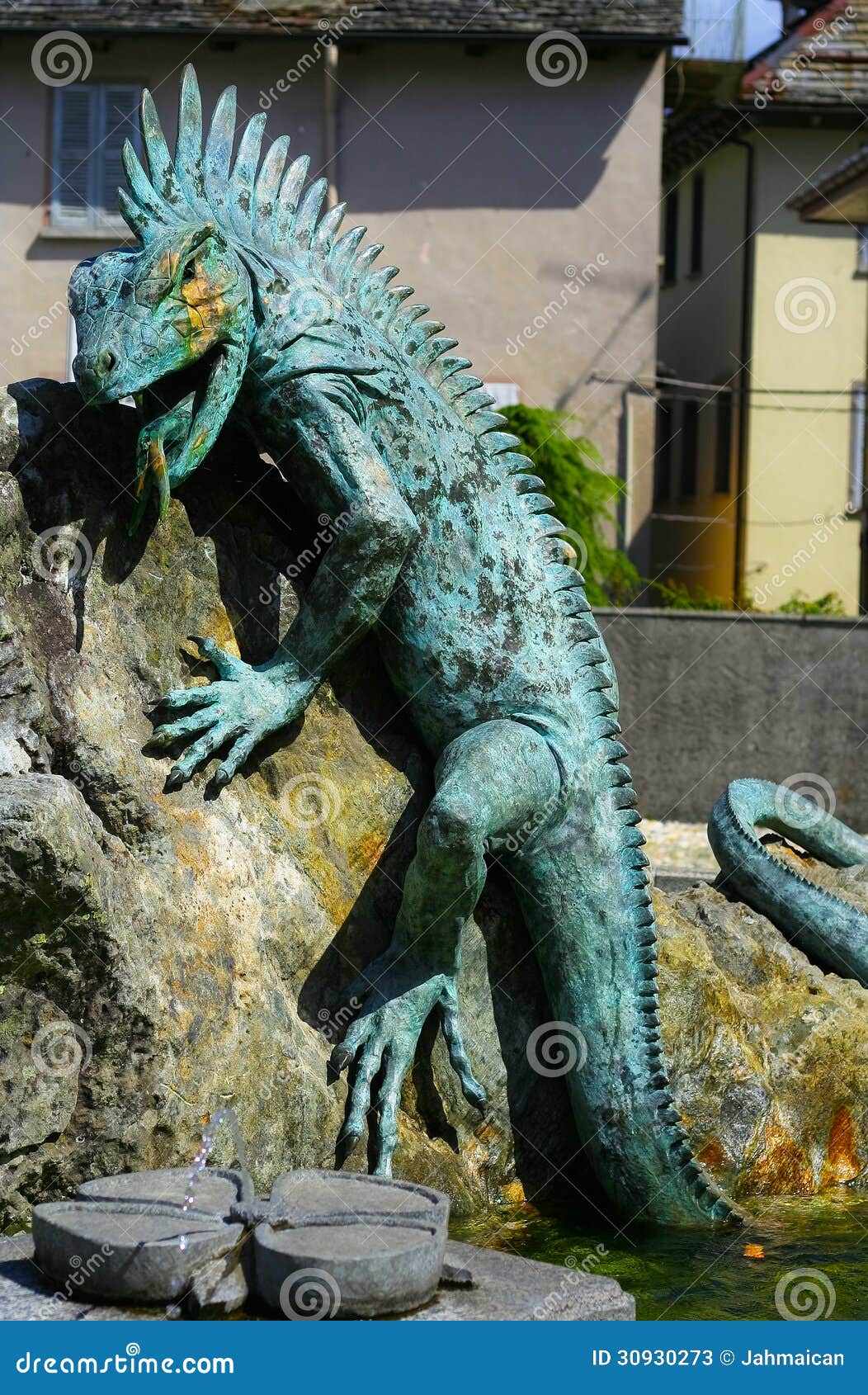 Monument of lizard stock image. Image of great, dinosaur - 30930273