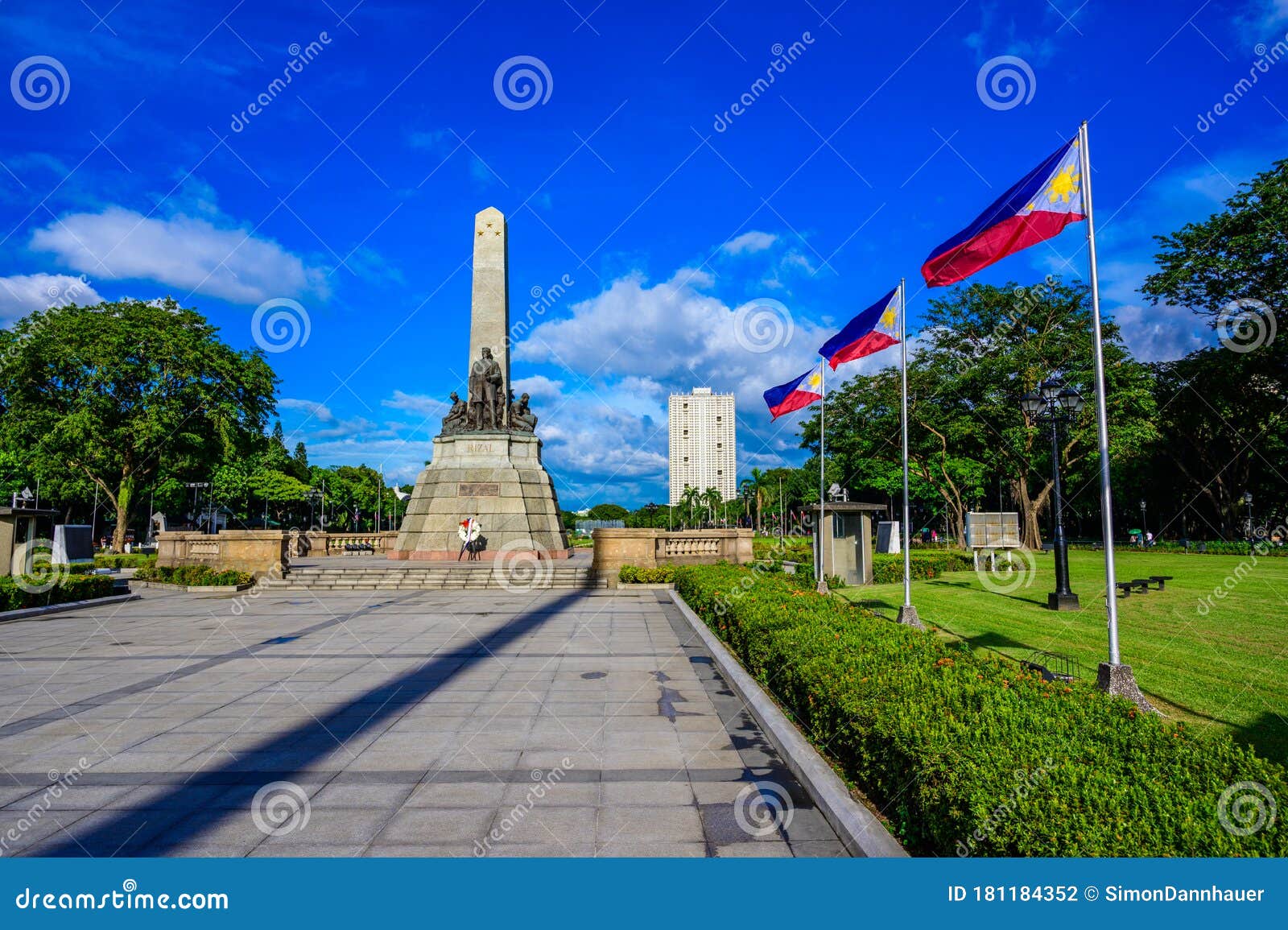Monument in Memory of Jose Rizal in Rizal Park in Metro Manila ...
