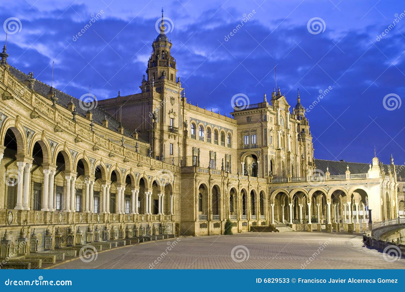 Monument in Seville stock image. Image of park, spanish - 6829533