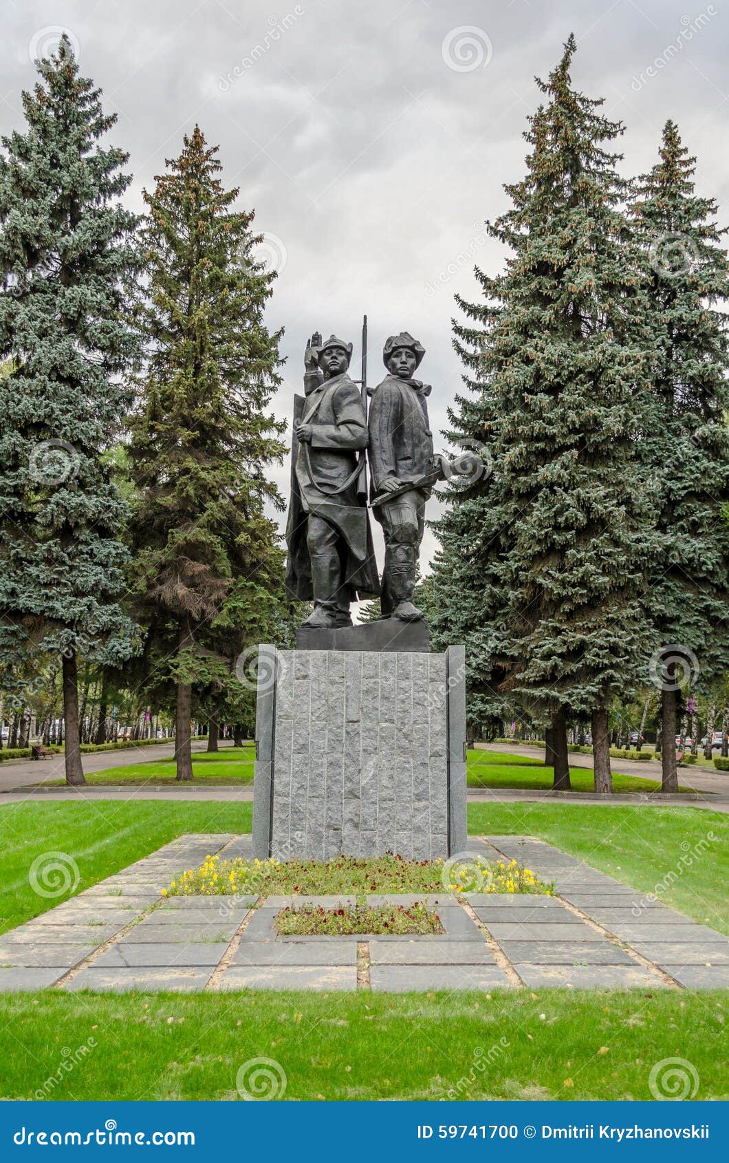 Monument of Soviet Soldiers Stock Photo - Image of union, military ...