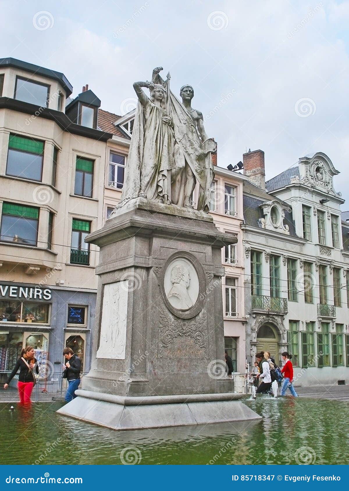 Monument Till Jan Frans Willems Redaktionell Arkivbild - Bild av ...
