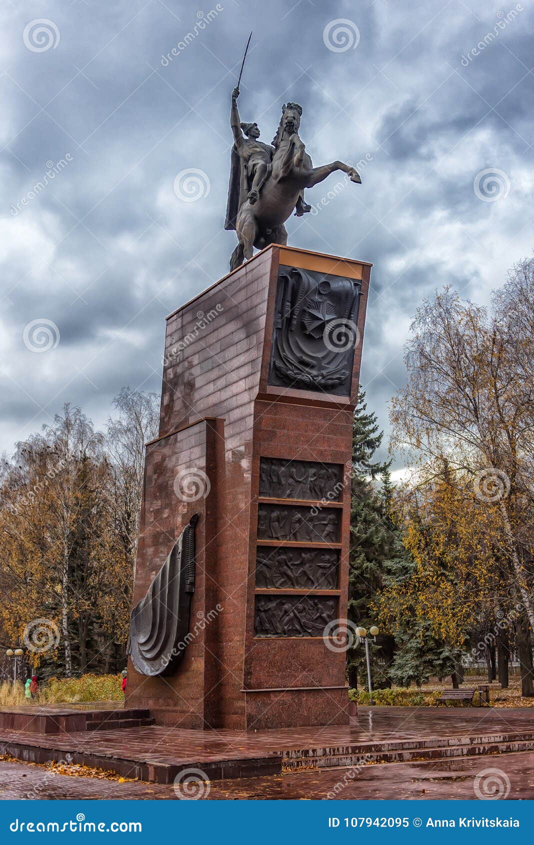 Monument to Chapaev editorial image. Image of commander - 107942095