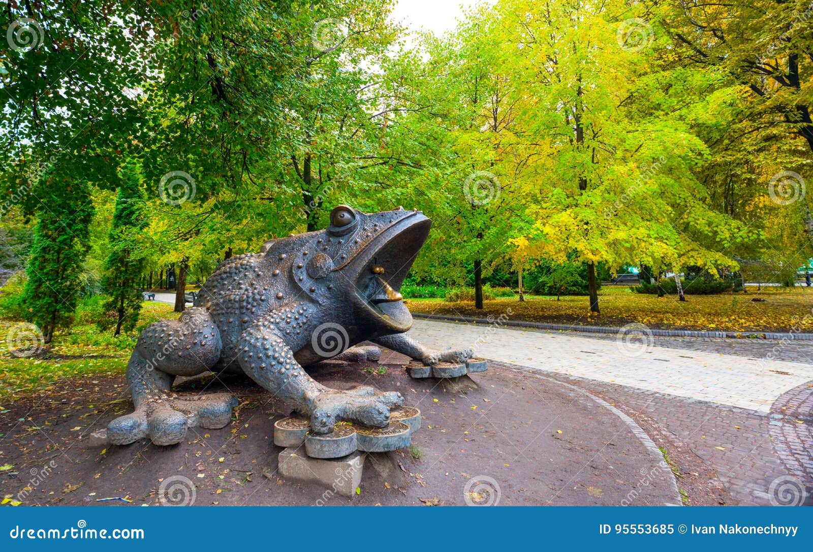 Monument To a Frog in the Park of Kiev Editorial Image - Image of ...