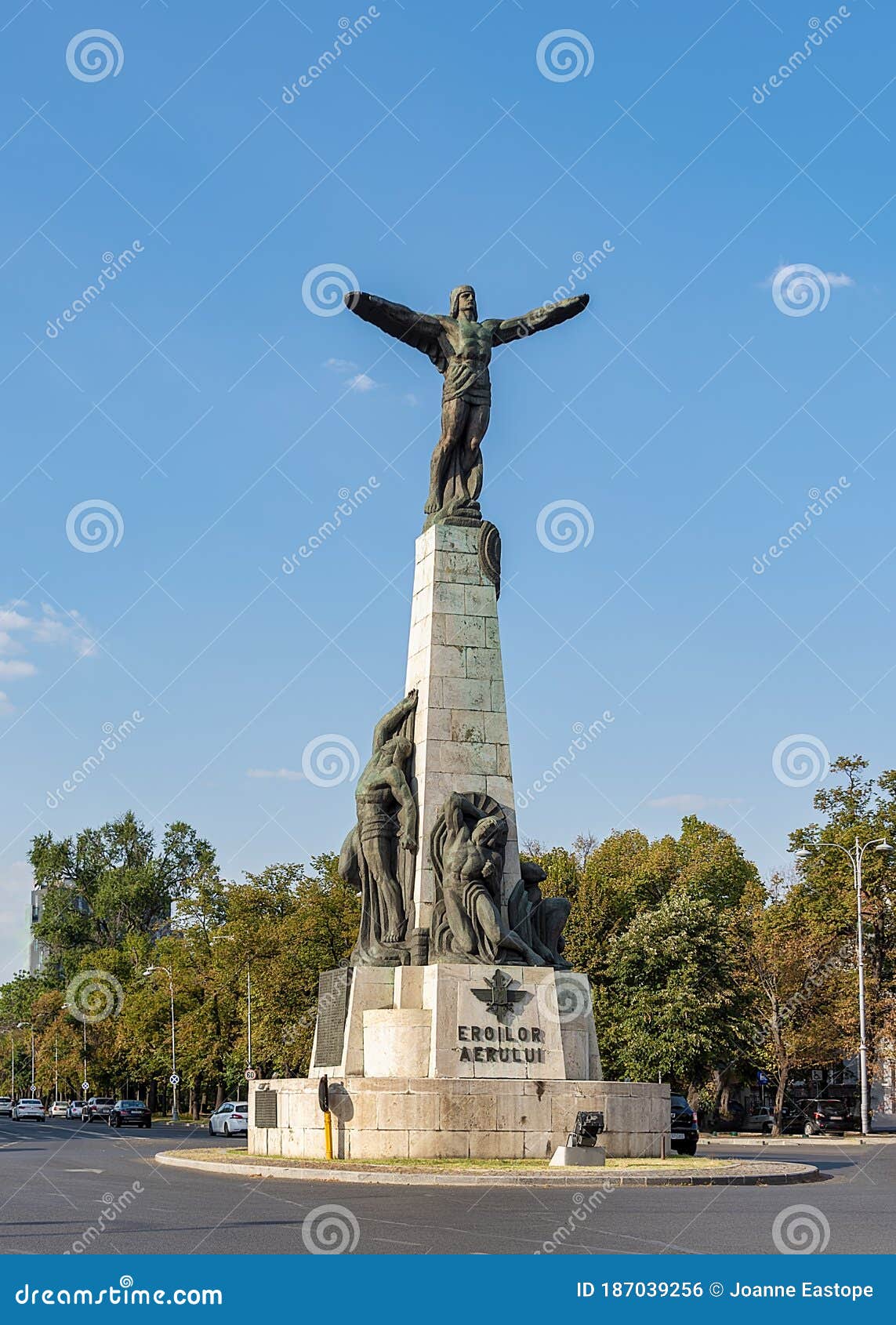 Monument To the Heroes of the Air in Bucharest, Romania Editorial Photo ...