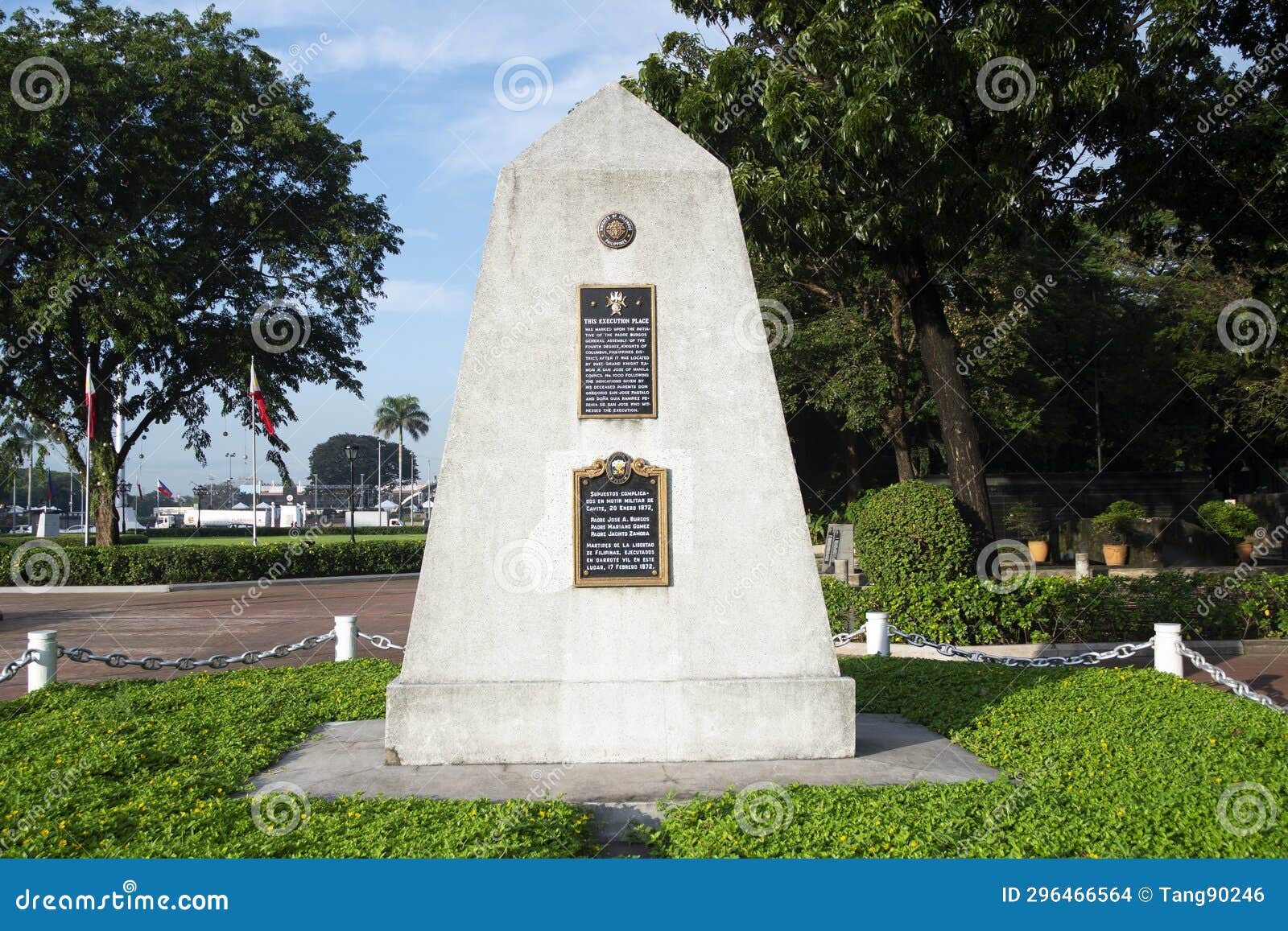 Monument To Jose Rizal S Execution Site in Rizal Park, Manila ...