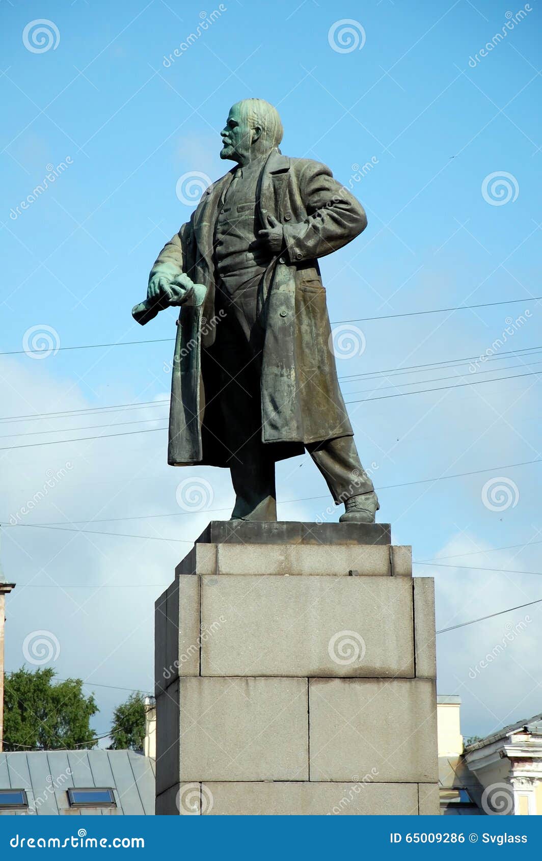 Monument to Lenin editorial photo. Image of communism - 65009286