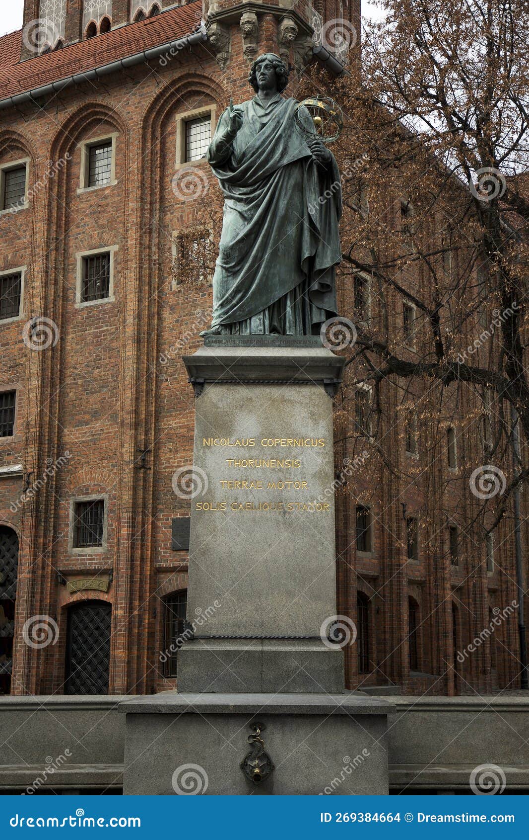 Monument To Nicolaus Copernicus in Torun Stock Photo - Image of ...