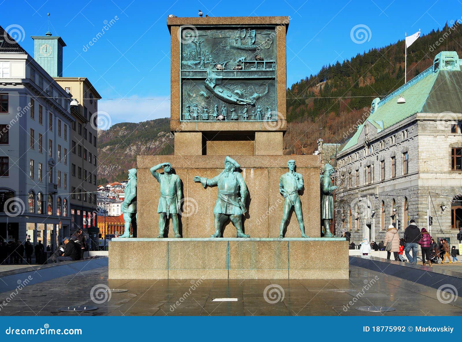 Monument To the Sailors in Bergen Editorial Photography - Image of ...
