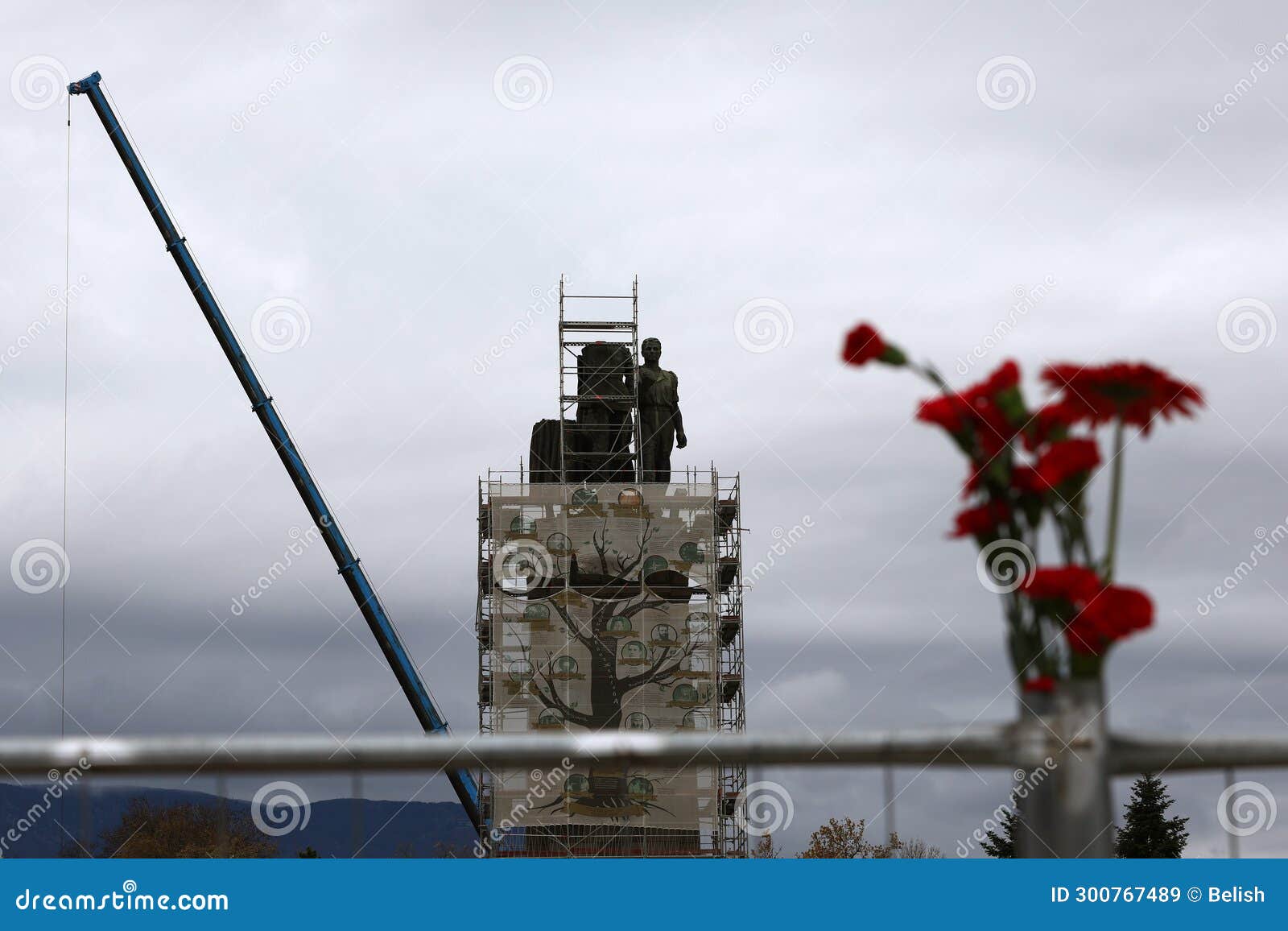 Monument To the Soviet Army in Sofia, Bulgaria Editorial Stock Image ...