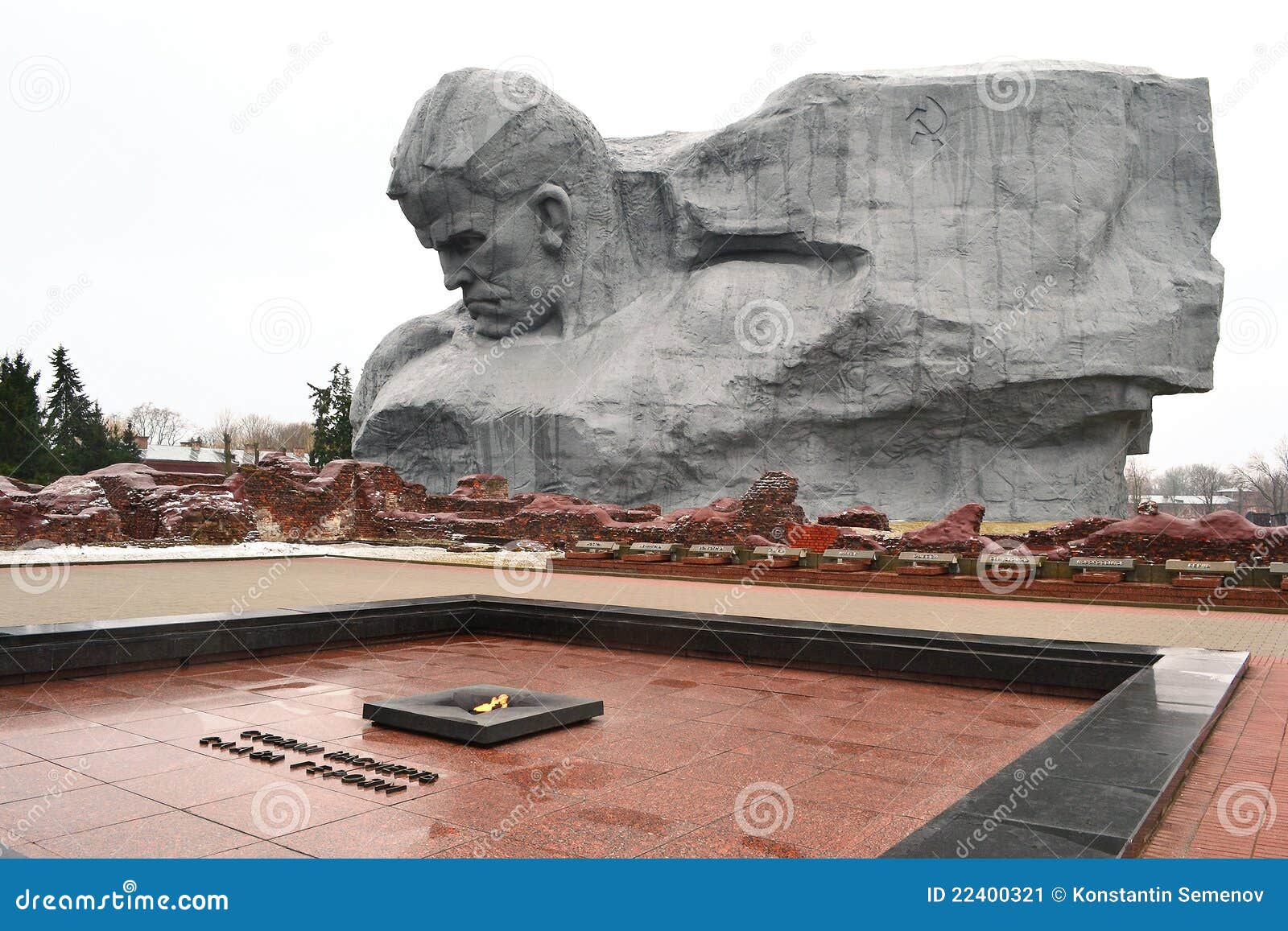 The Monument To Soviet Soldiers in Brest Fortress, Belarus Stock Image ...