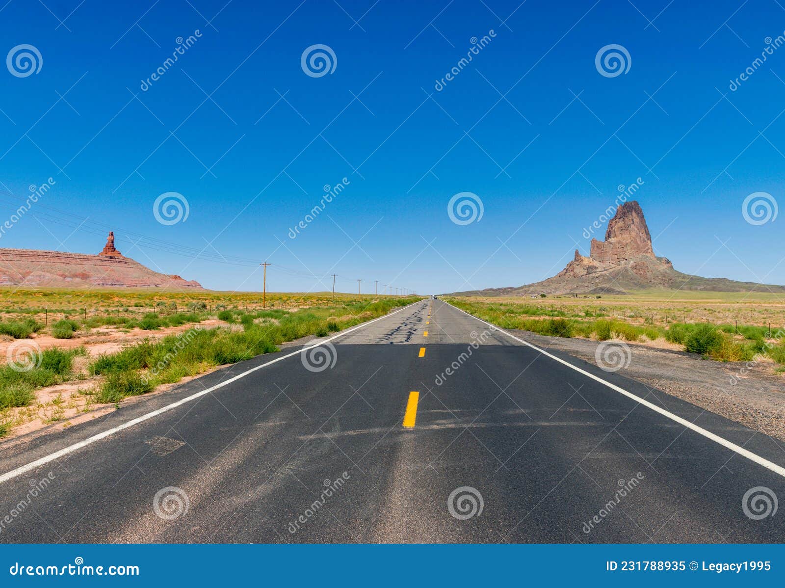 Monument Valley Highway in Arizona Stock Image - Image of formations ...