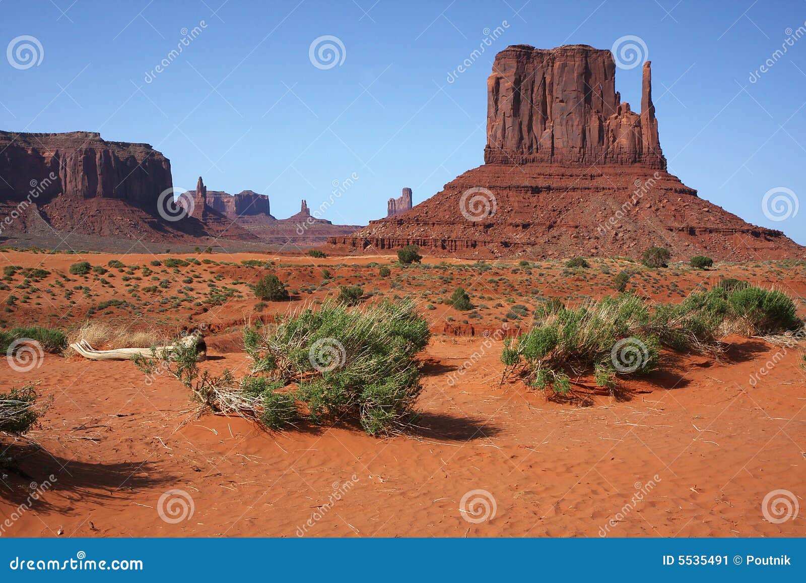 Monument Valley NP, Arizona Stock Image - Image of mountain, arid: 5535491