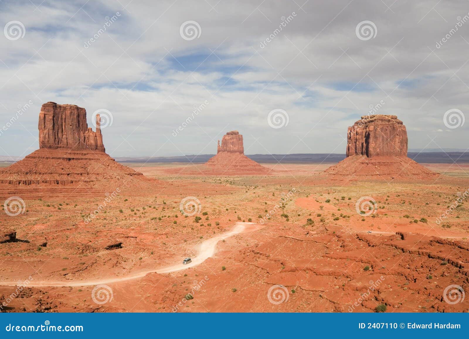 Monument valley panorama stock photo. Image of wild, amerika - 2407110