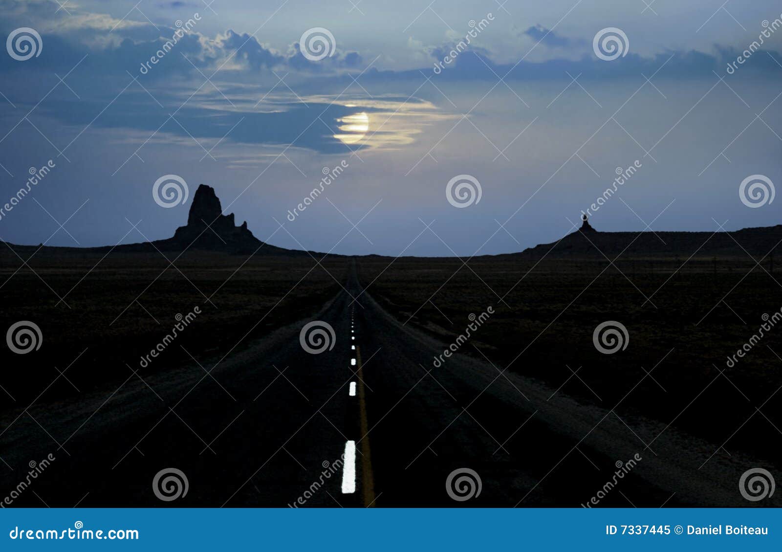 Monument Valley Road Moonlight Stock Image - Image of america ...