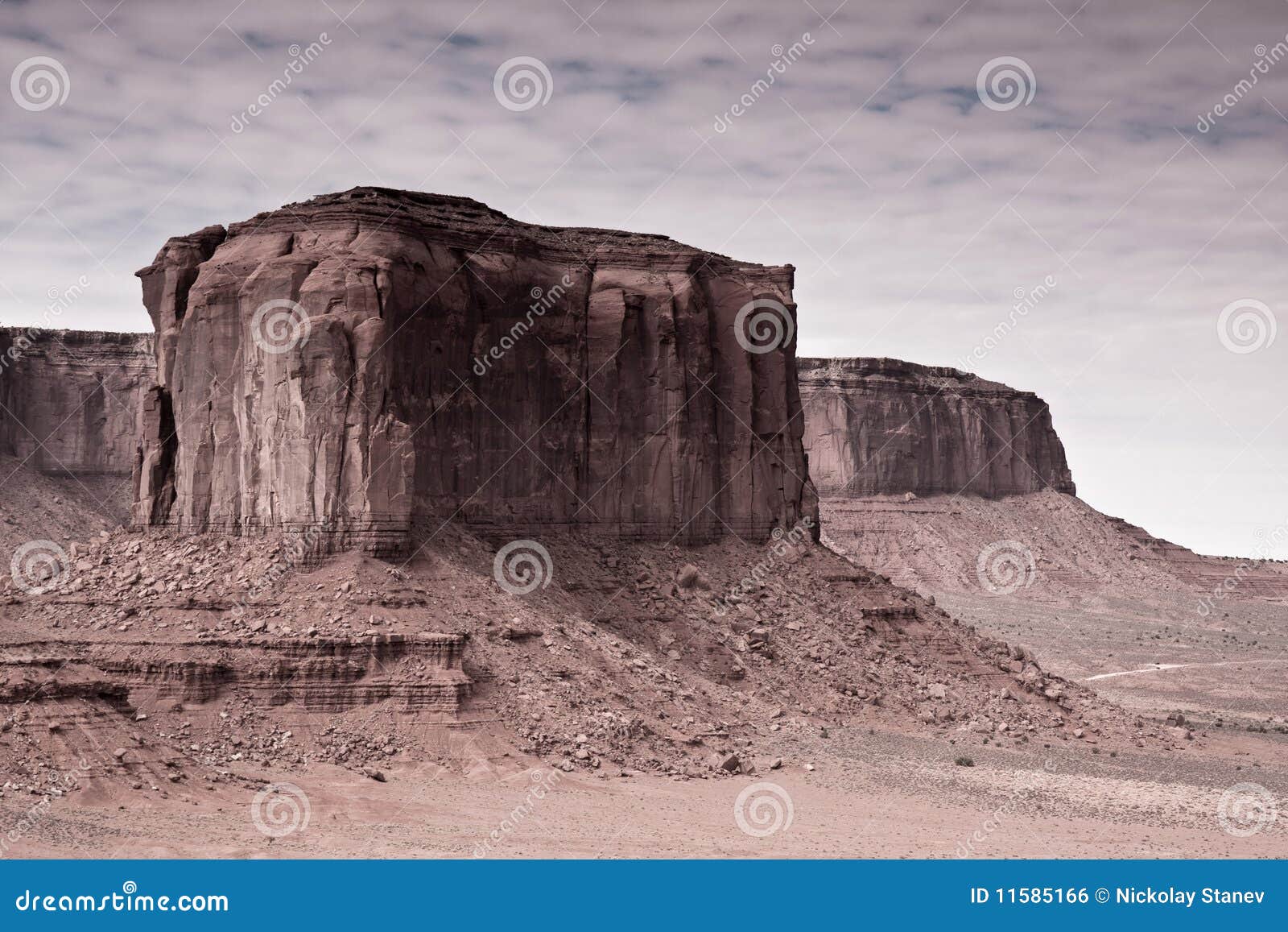 Monument Valley Rock Formations Stock Photo - Image of cloud, extreme ...