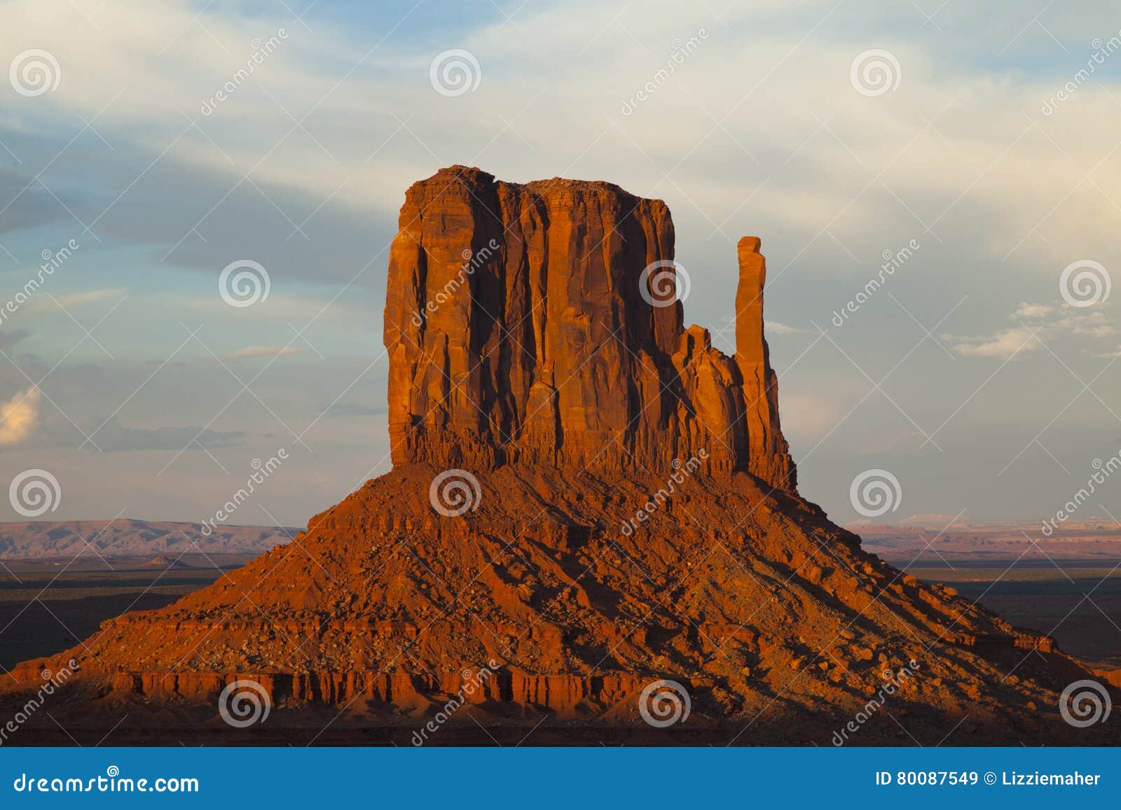 Monument Valley Sunset stock image. Image of remote, mountain - 80087549