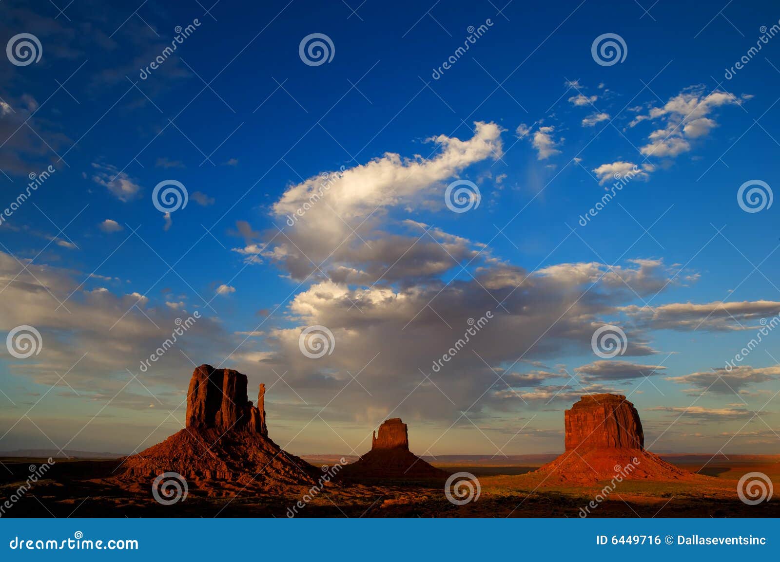 Monument Valley Utah at Sunset Stock Photo - Image of desert, river ...
