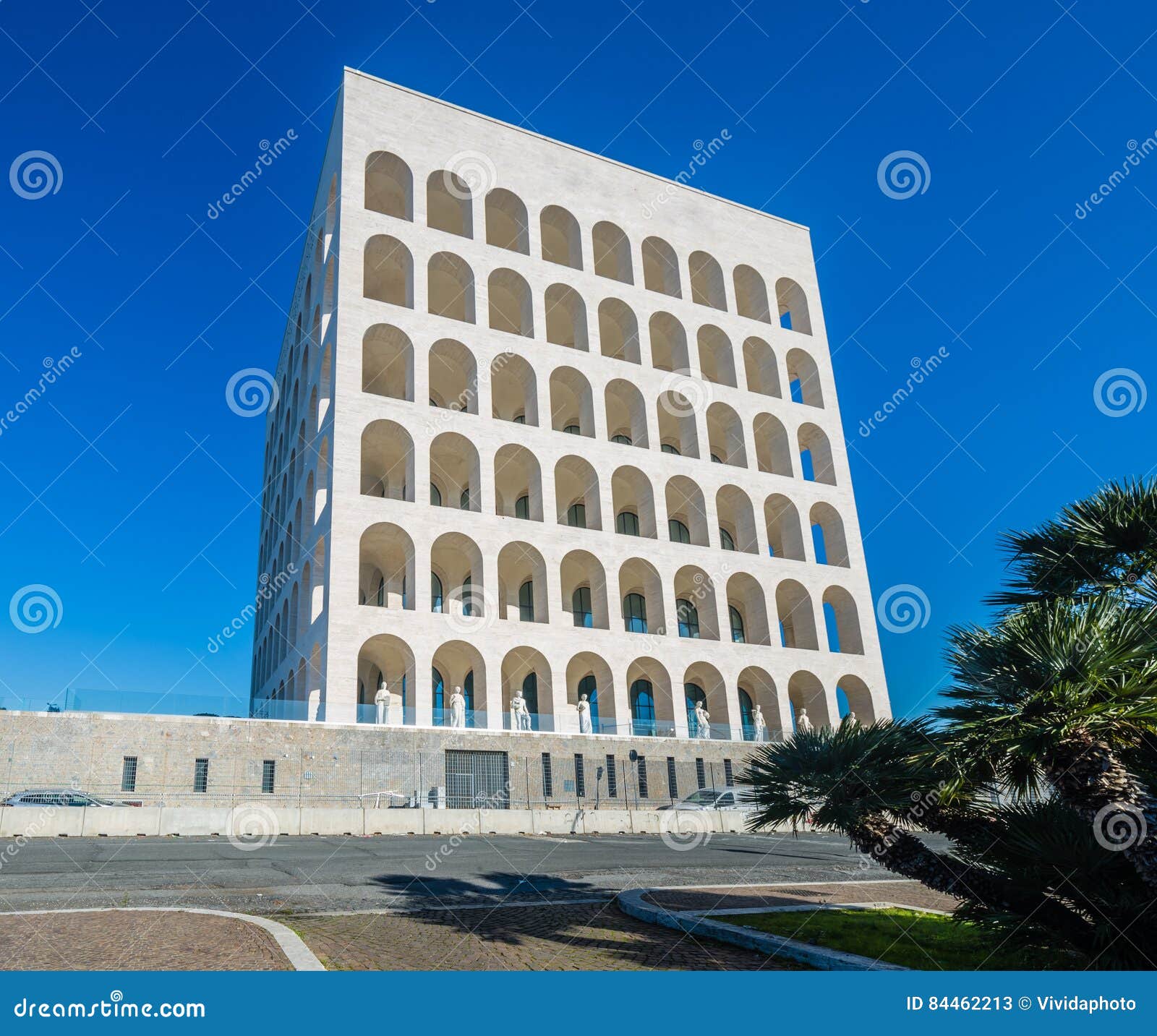 Monumental Building in Rome Editorial Stock Photo - Image of monumental ...