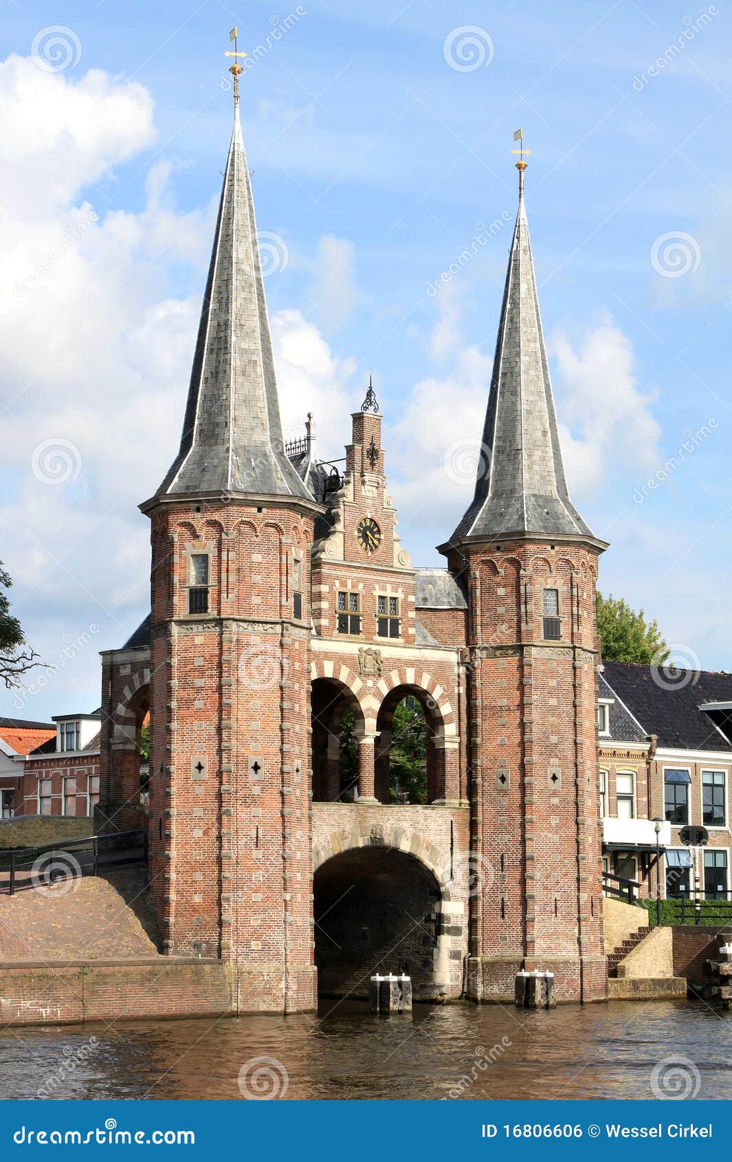 Waterpoort, Water Gate, And Kolk Canal In City Of Snits, Sneek In ...
