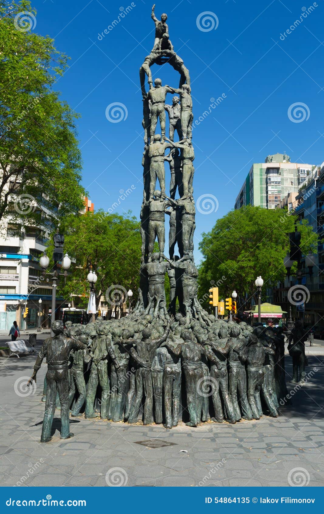 Monumento Al Castellers Tarragona Imagen editorial - Imagen de ...