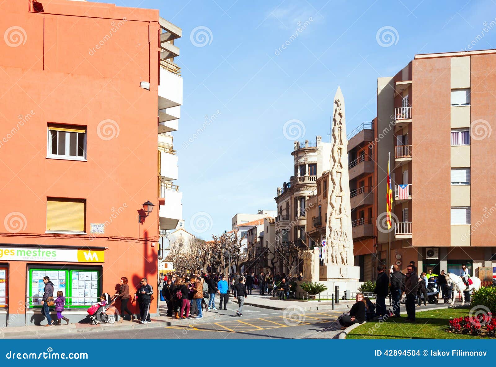 Monumento De Castells En Valls Imagen de archivo editorial - Imagen de ...