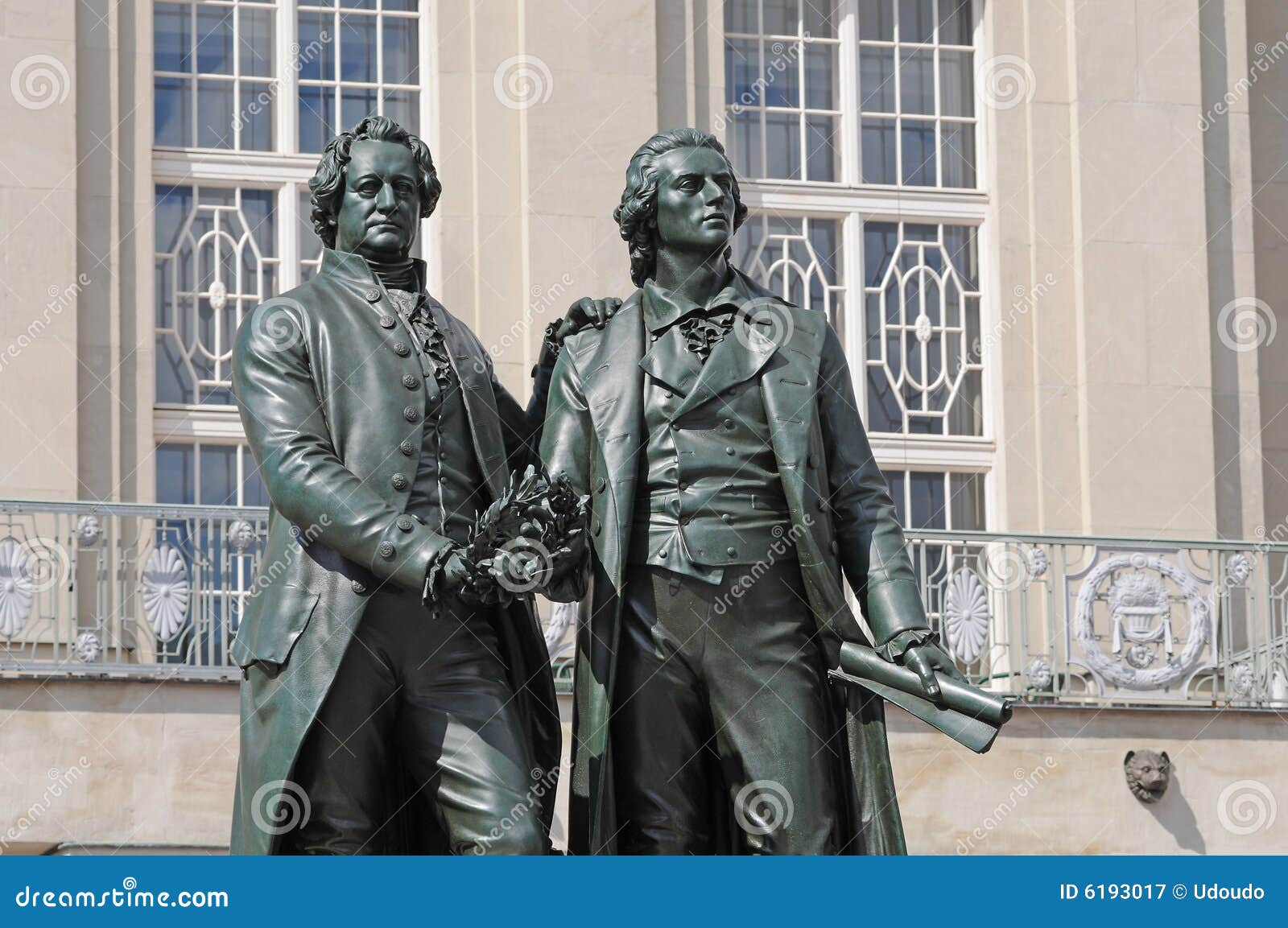 Monumento De Goethe Y De Schiller Fotografía editorial - Imagen de ...