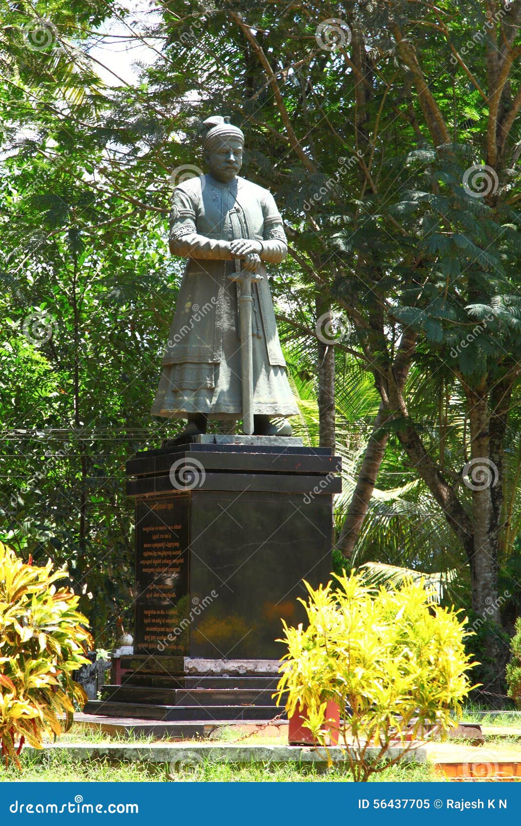 Monumento De Velu Thambi Dalava Imagen editorial - Imagen de indio ...