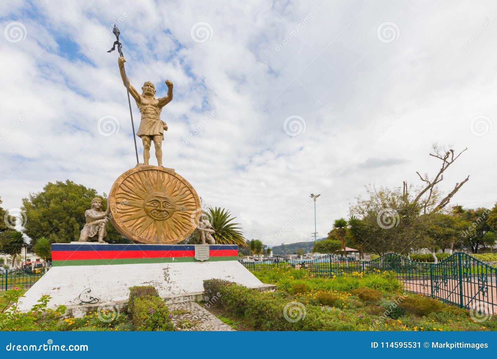 Monumento a General Ruminahui Otavalo Foto editorial - Imagen de ...