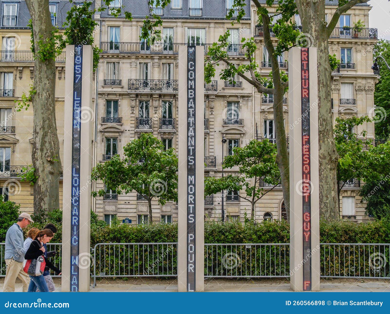Monumento a La Guerra Nacional De Argelia Foto de archivo editorial ...