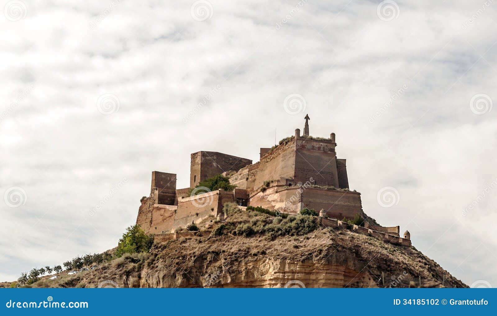 Monzon Castle stock photo. Image of castle, europe, holiday - 34185102