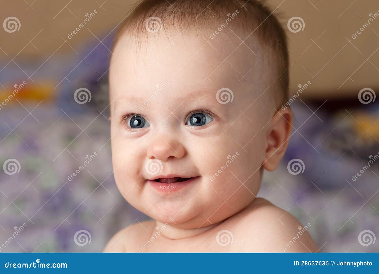 Mooi blij kind stock foto. Image of kinderjaren, kinderen - 28637636