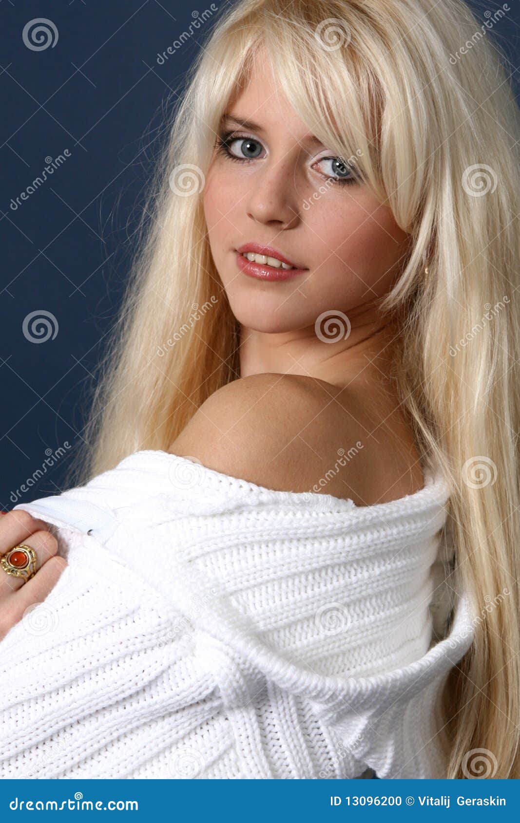 Mooi En Sexy Blonde Meisje Stock Foto Afbeelding Bestaande Uit Geluk