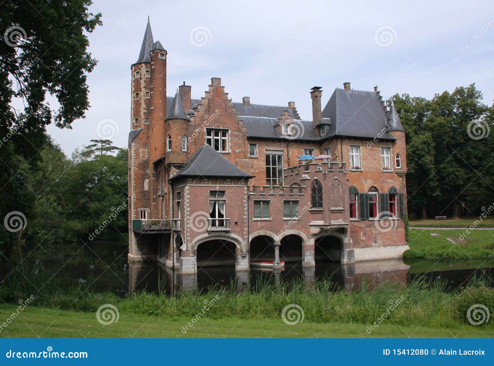Mooi kasteel stock foto. Image of kasteel, gebouw, concept - 15412080