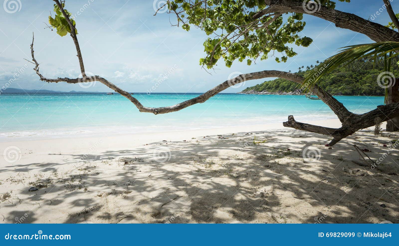 Mooi Strand Van Raya-eiland Dichtbij Phuket-eiland, Thailand Stock ...