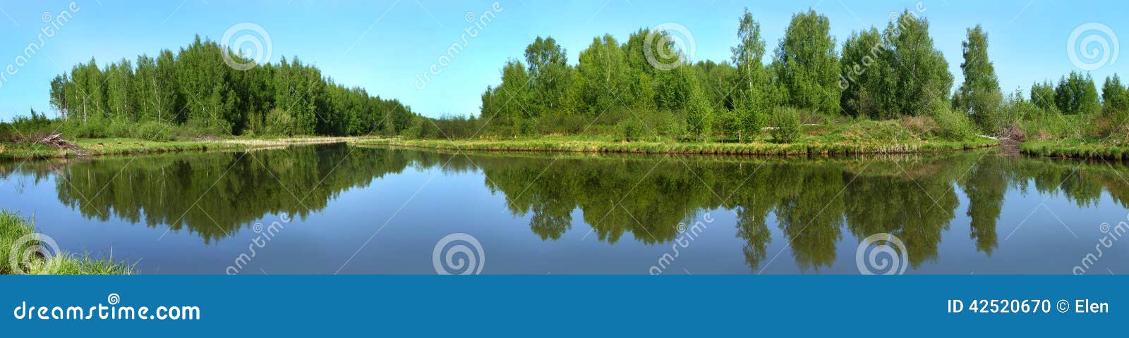 Mooie Aard, Panorama Rivier Norochta Stock Foto - Image of bewolkt ...