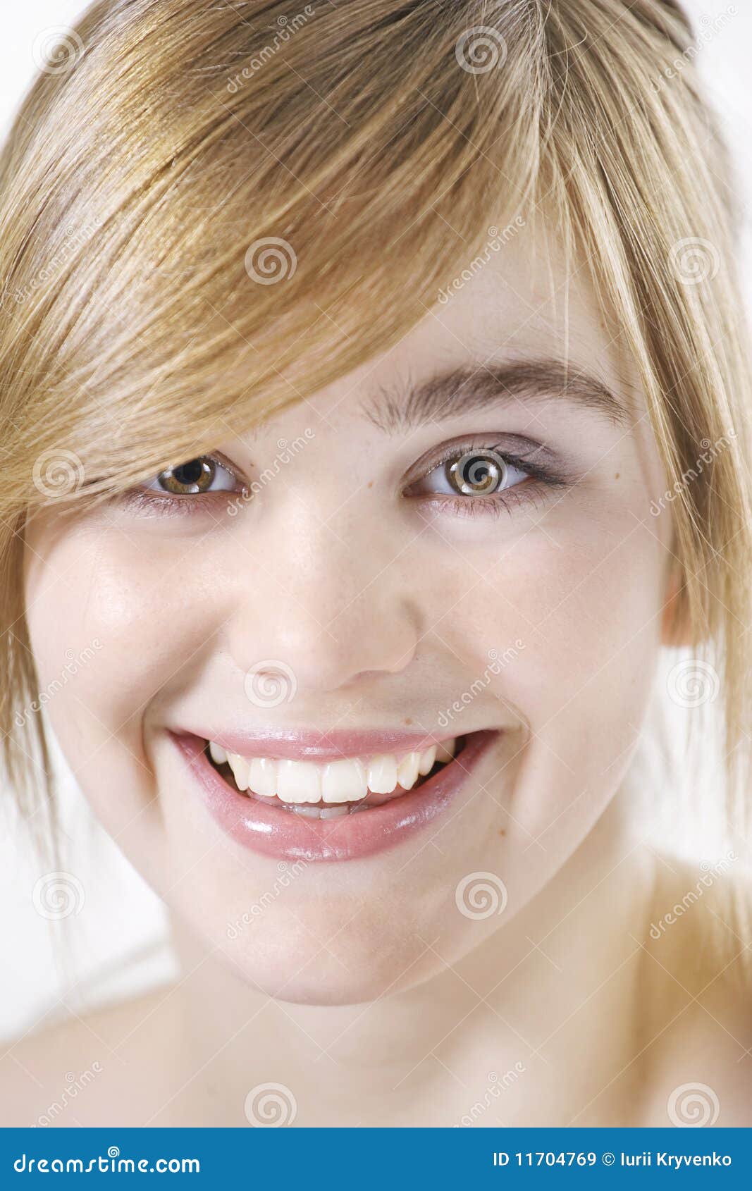 Mooie glimlach stock afbeelding. Image of gezond, achtergrond - 11704769