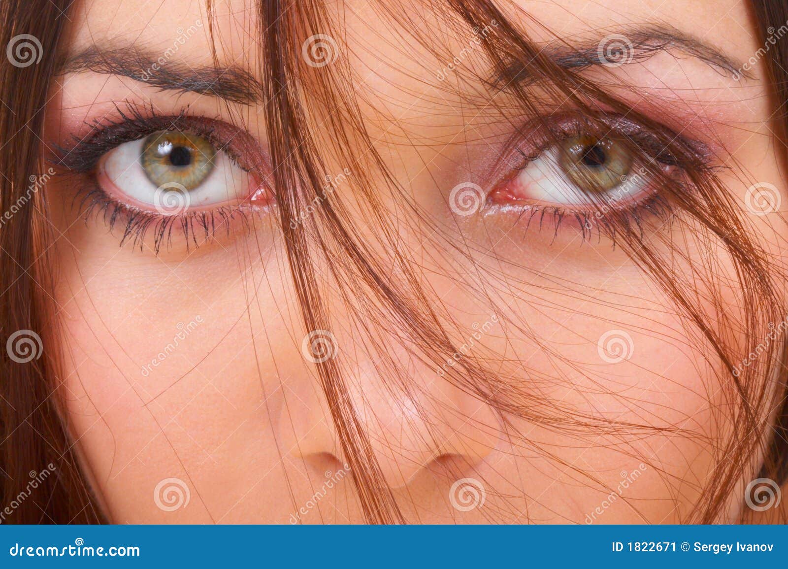 Mooie groene ogen stock afbeelding. Image of schoonheid - 1822671