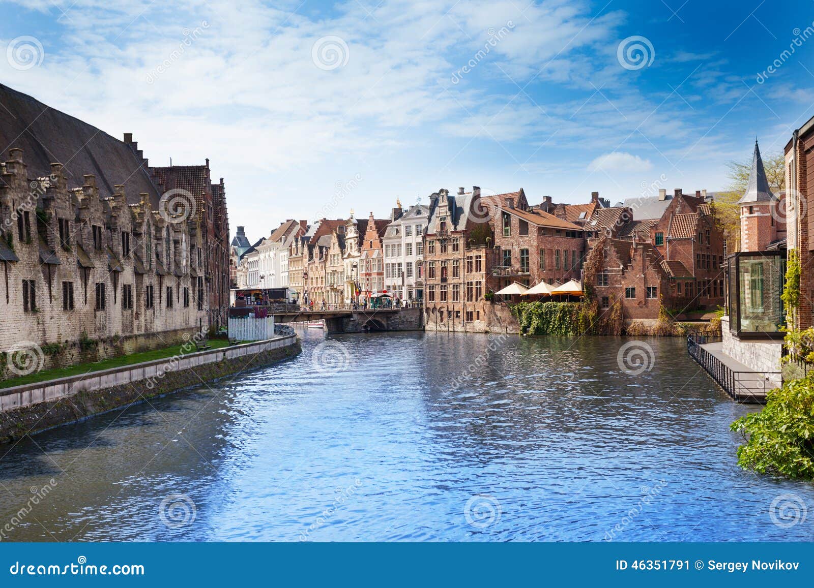 Mooie Leie-rivier In Gent De Stad In, België Stock Afbeelding ...