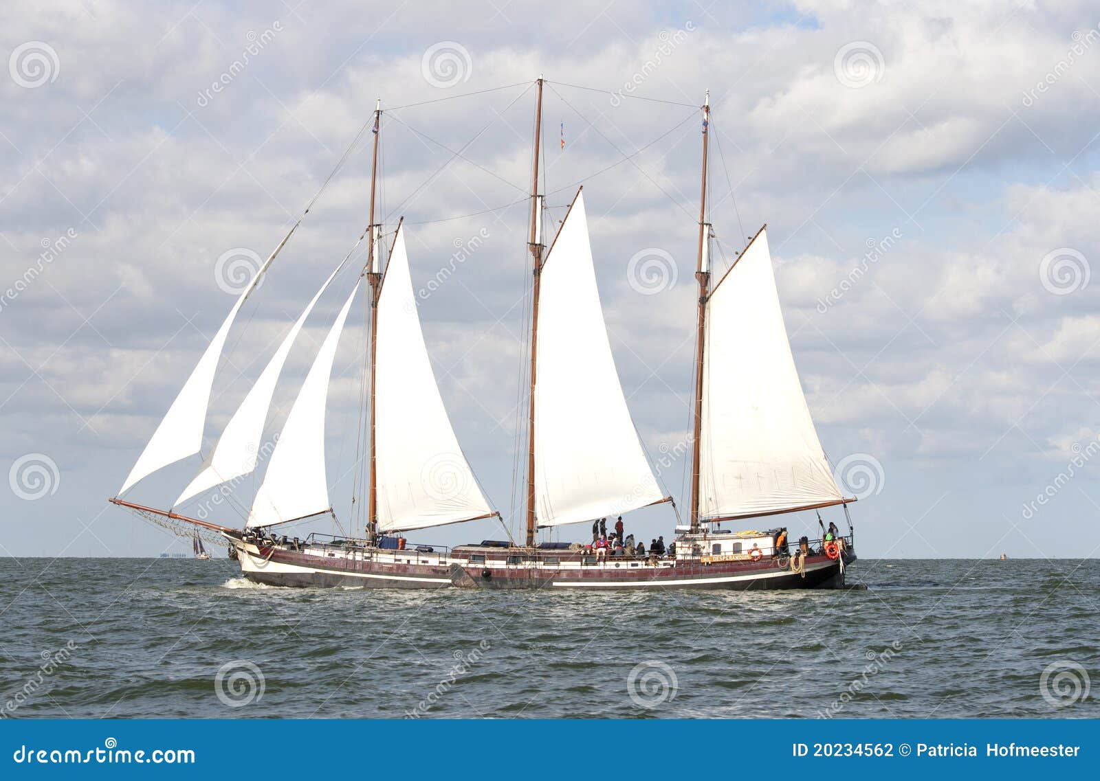 Mooie Oude Nederlandse Boot Met Passagiers Redactionele Fotografie ...