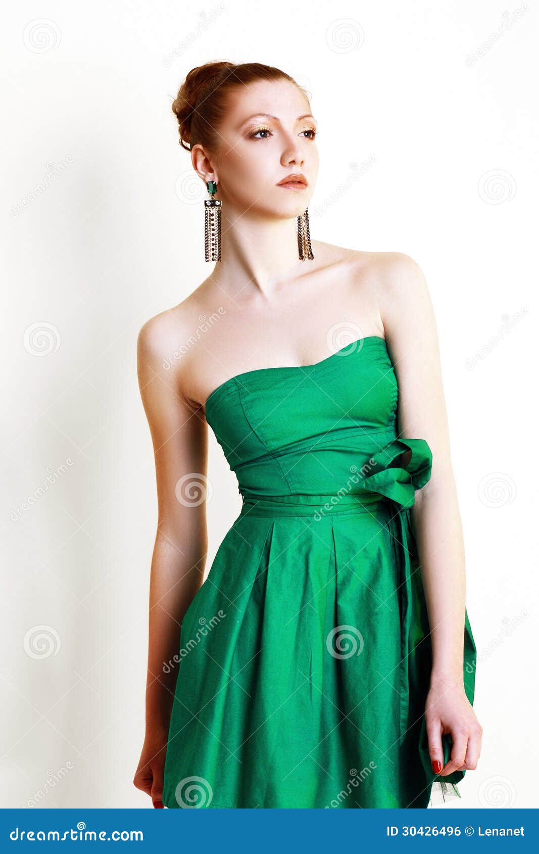 Mooie vrouw stock foto. Image of studio, sereen, manier - 30426496