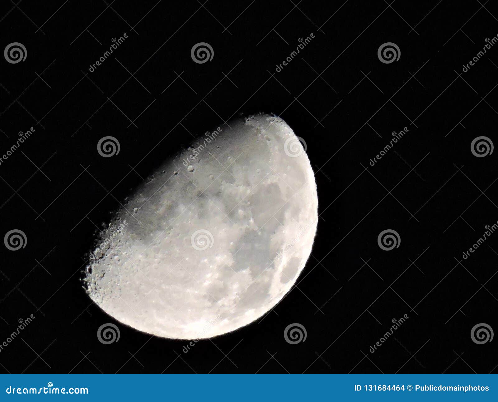 Moon, Astronomical Object, Sky, Night Picture. Image: 131684464