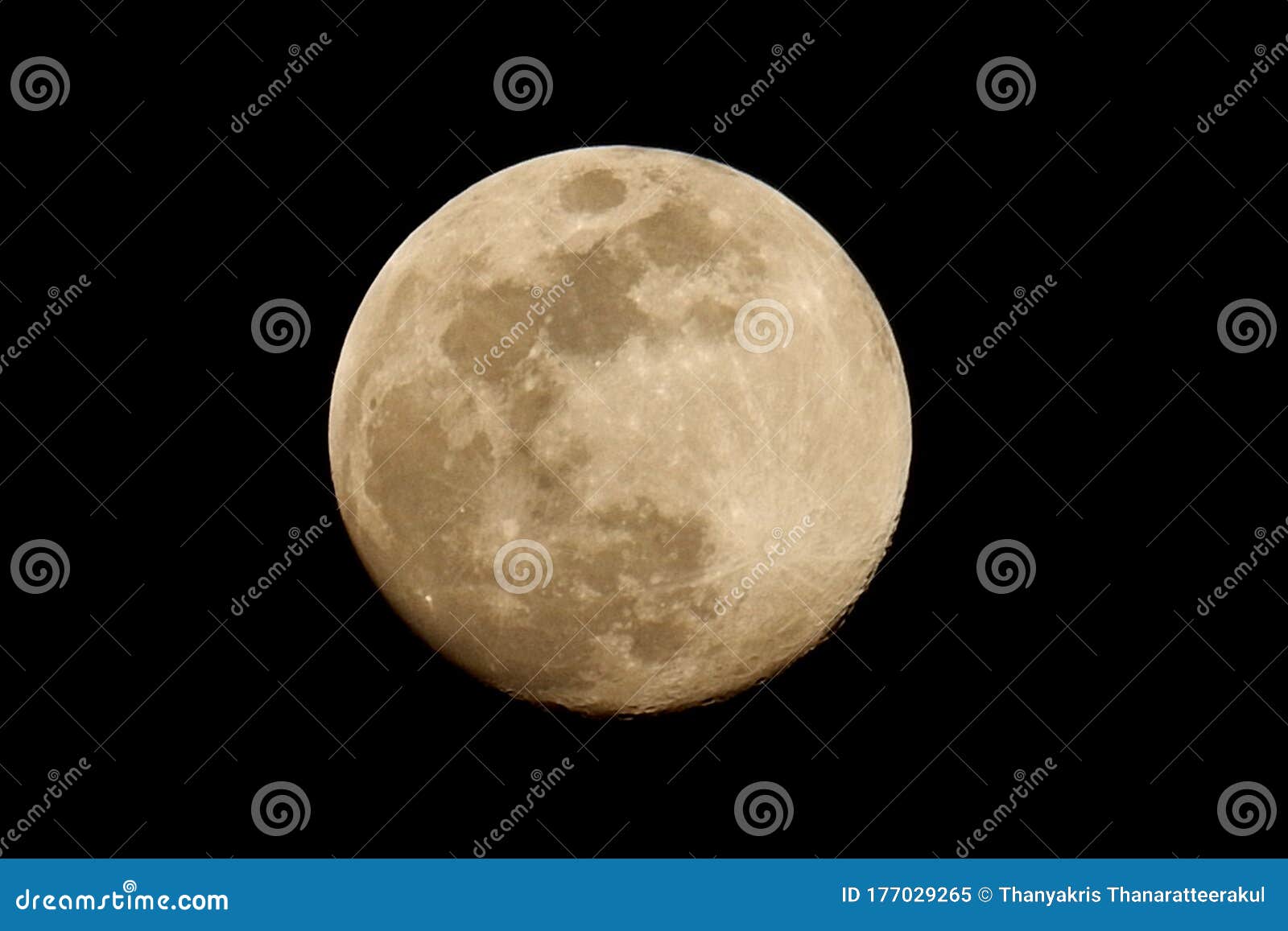 The Moon in the Dark Night. Stock Image - Image of focus, detail: 177029265