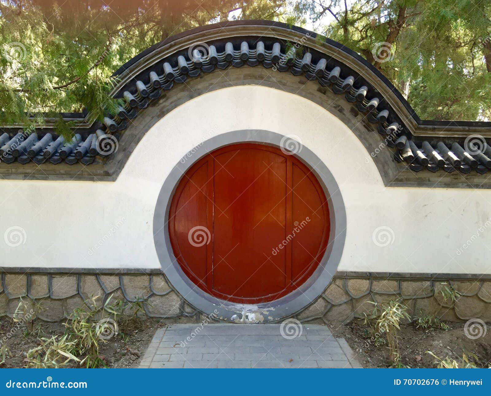 Moon gate stock photo. Image of outside, plant, moon - 70702676