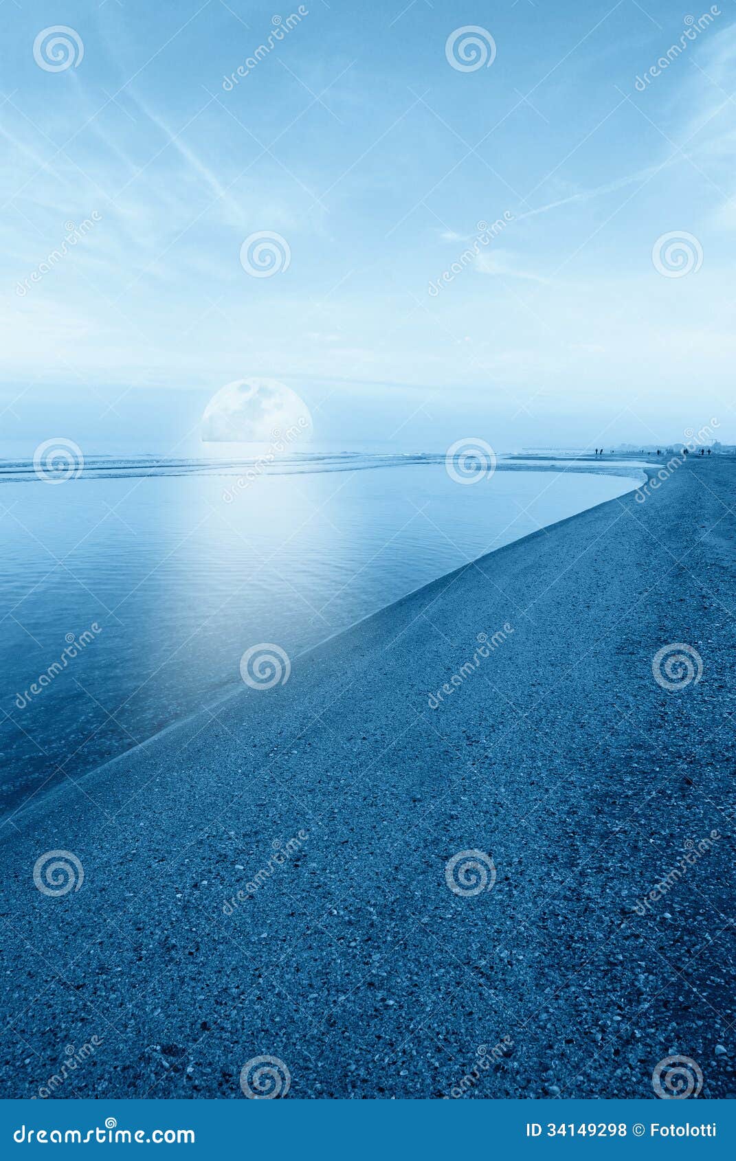 Moon at Horizon on the Shoreline Stock Photo - Image of outdoor, nature ...