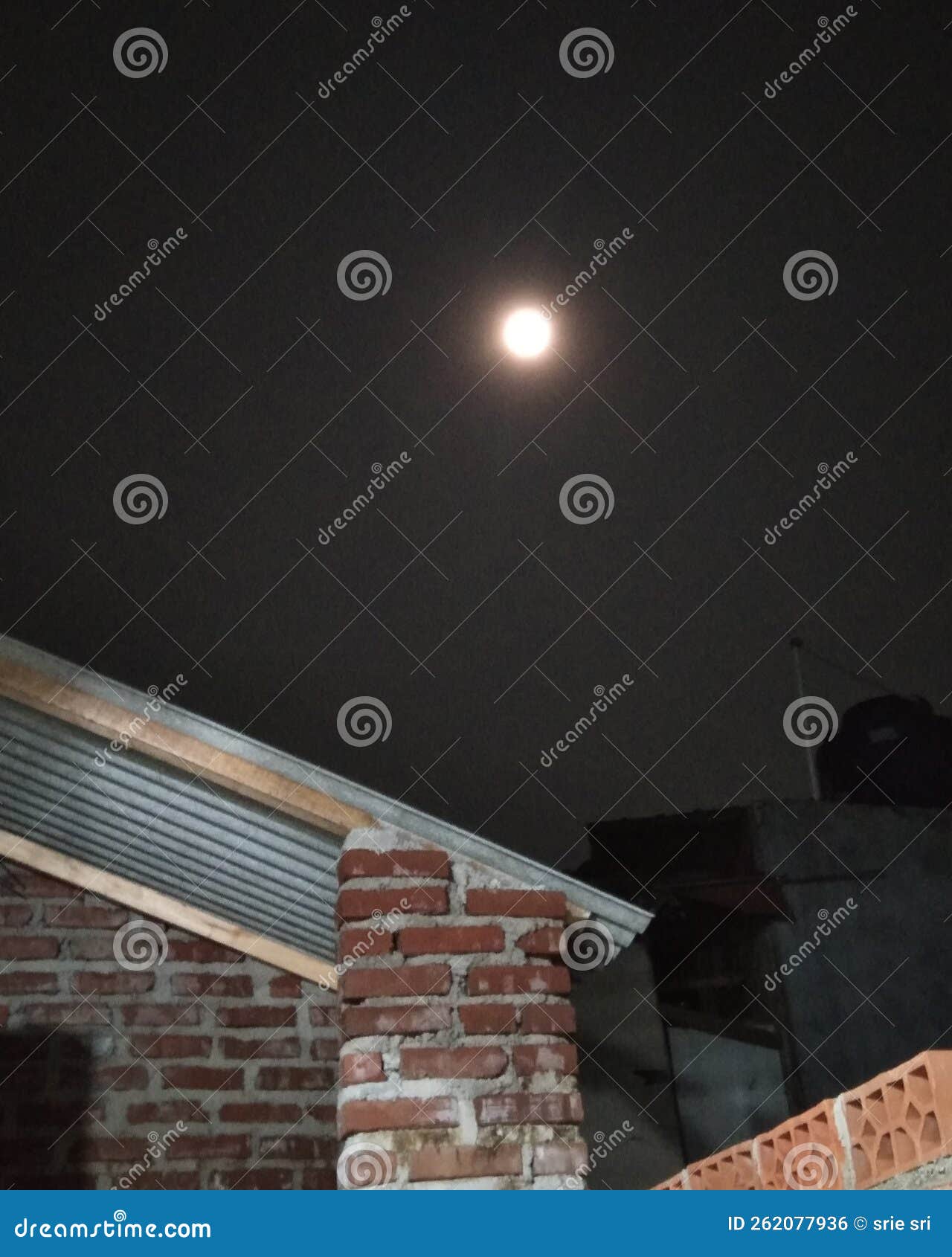 The Moon at Night Looks so Beautiful Stock Photo - Image of house ...